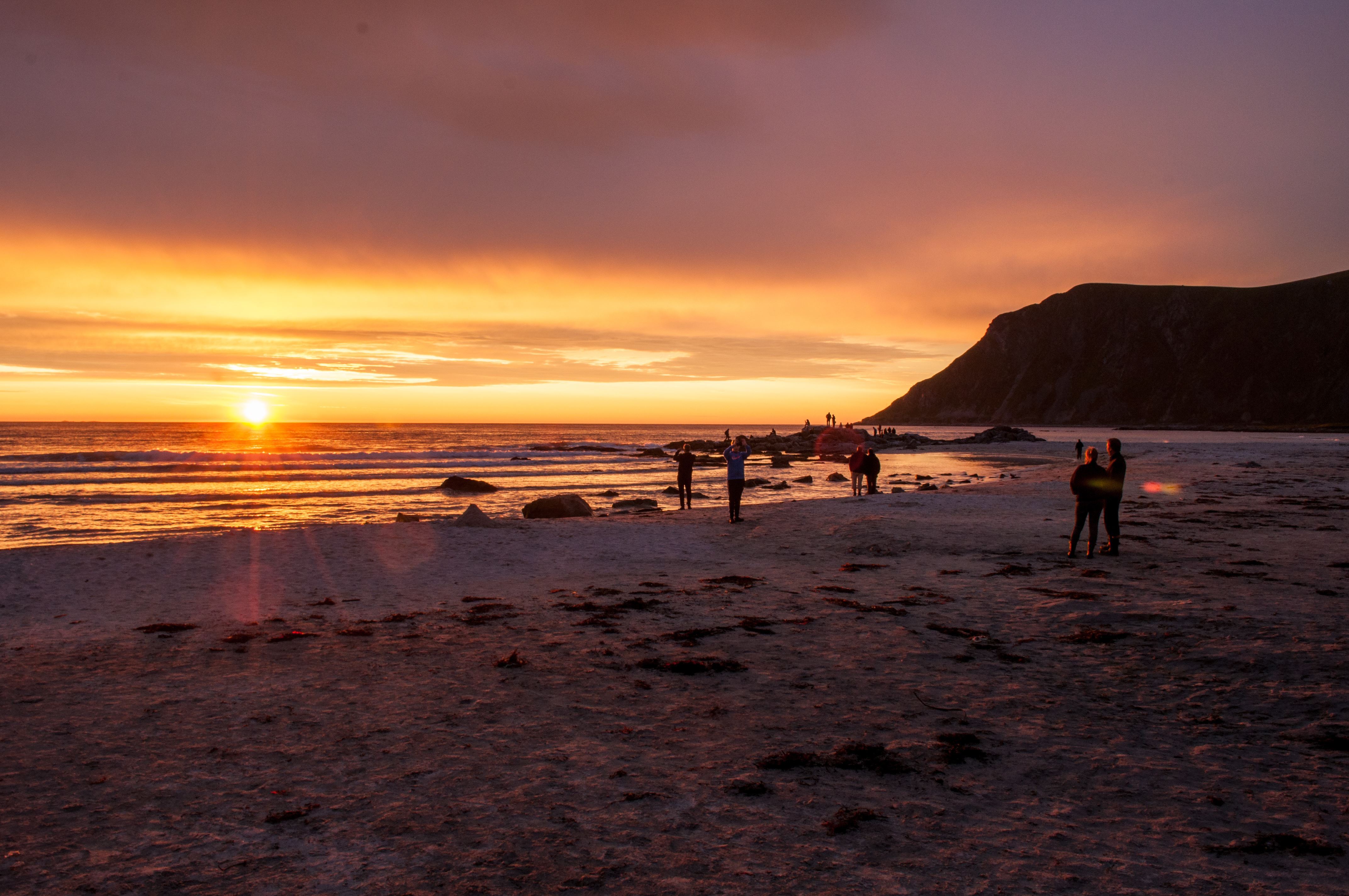 Summer Activities for the Perfect Midnight Sun Experience